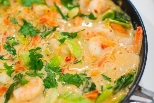 Thaisoppa med lax och röd curry - 56kilo.se - Recept, Inspiration och ...