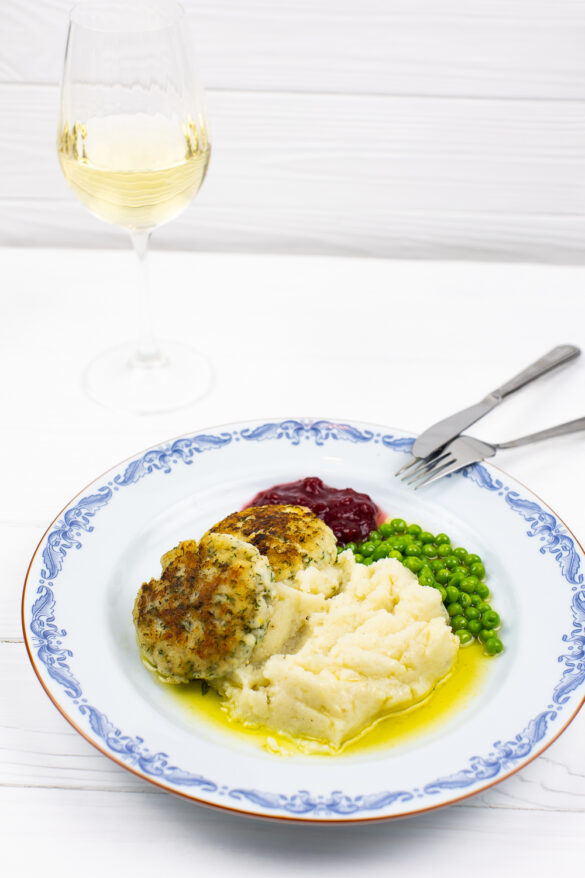 Havets Wallenbergare med blomkålsmos och skirat smör - 56kilo.se ...