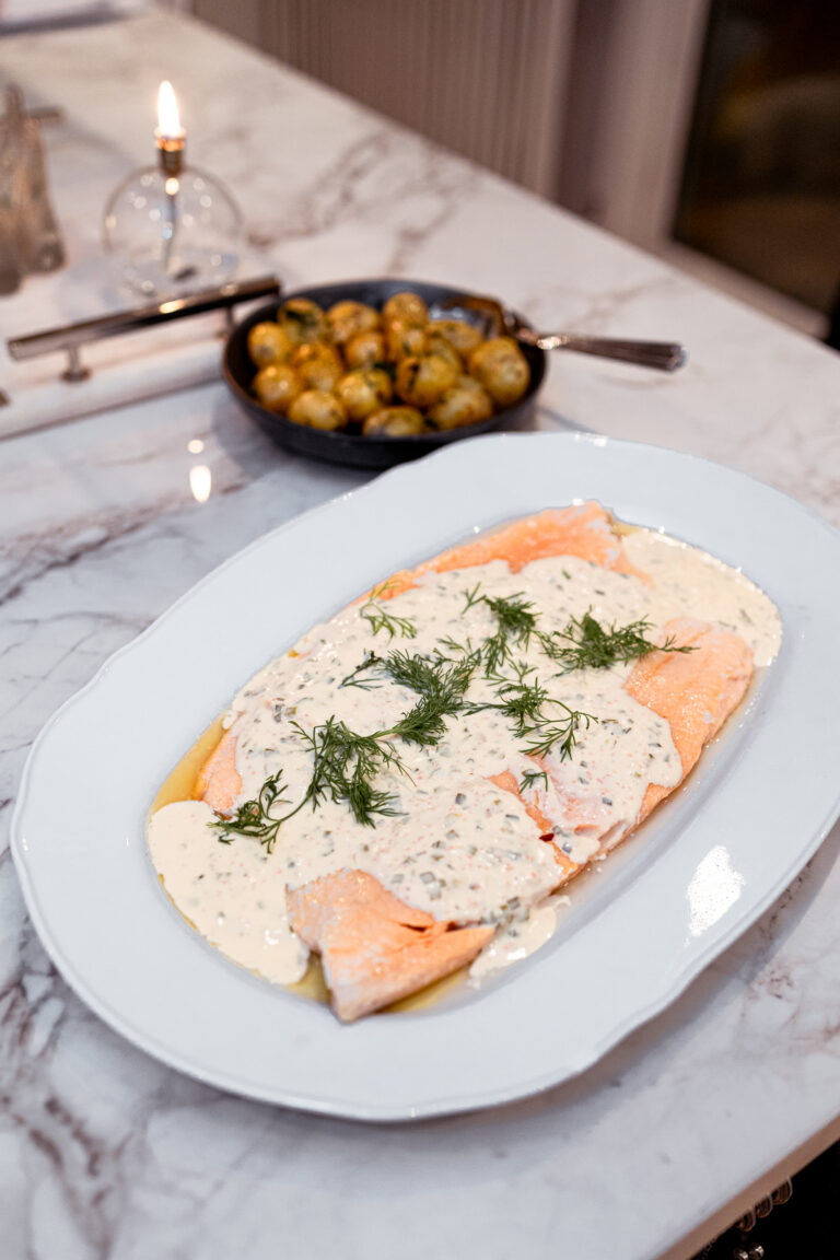 Ugnsbakad röding med Lyxig fisksås med rom och gräslök - 56kilo ...